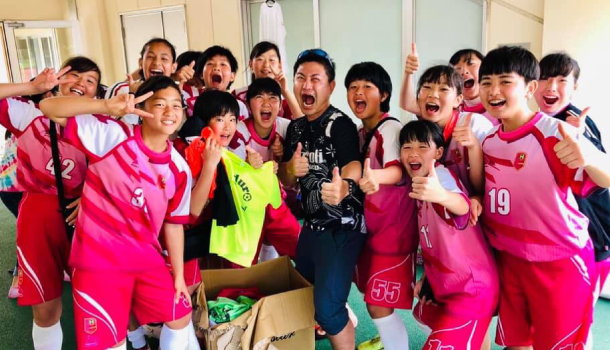 パスドゥーロ メニーナU-18 / Pazduro Football Crew パスドゥーロ フットボール クルー